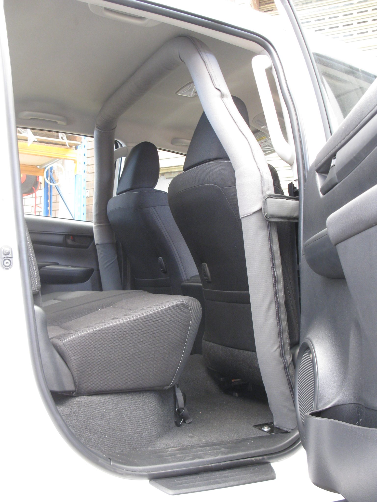 Internal ROPS to suit Toyota Fortuner SUV Wagon (from 2015 onwards ...